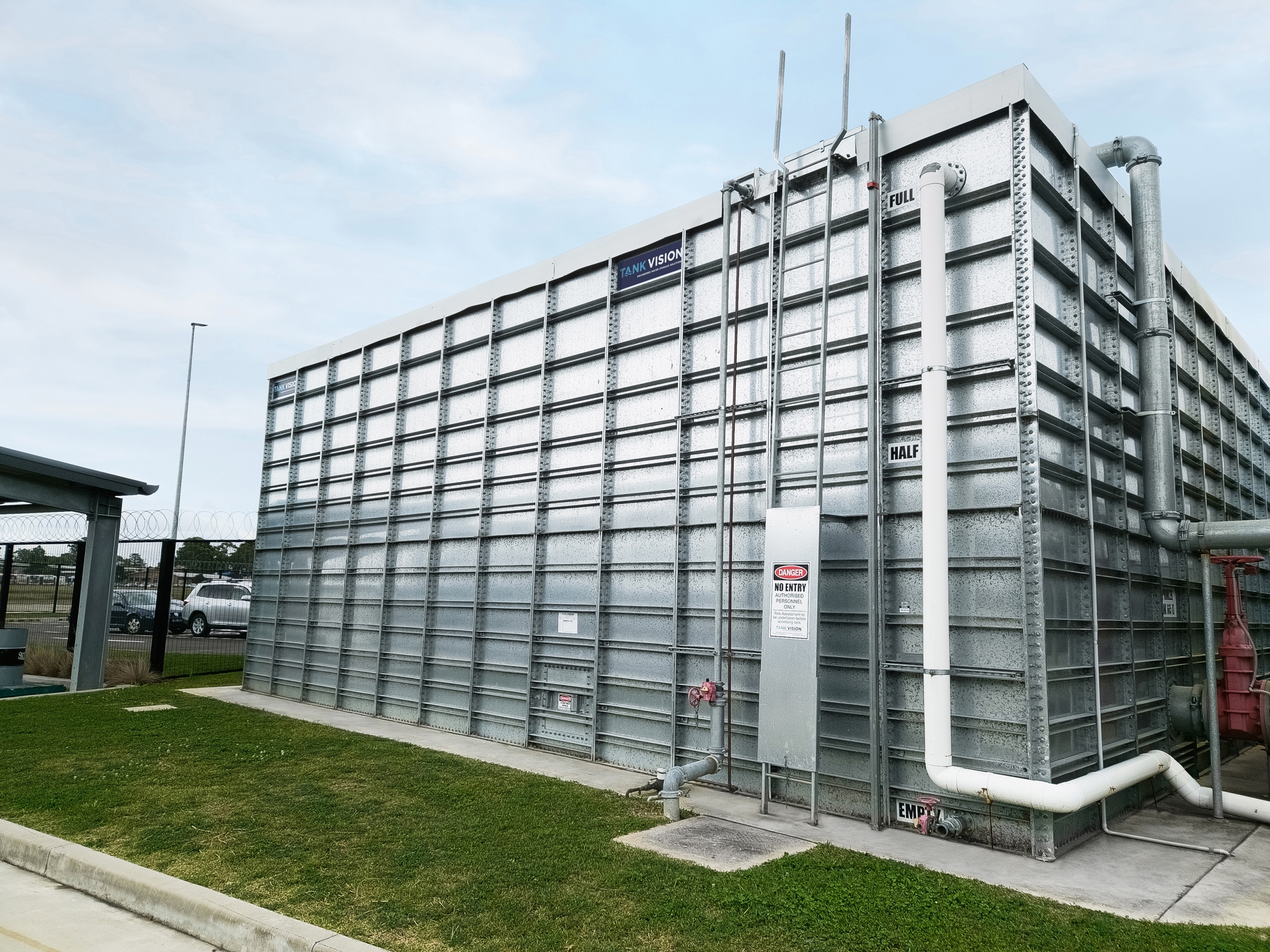 How to Choose the Right Water Tank Solution for Multi-Unit Residential ...